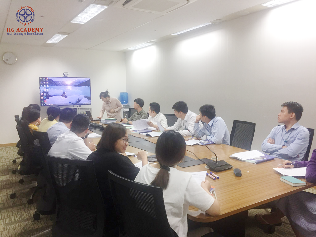 KHÓA HỌC TIẾNG ANH GIAO TIẾP - CHUYÊN NGÀNH